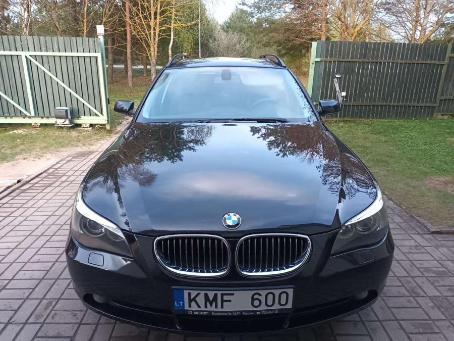 Melns BMW 530 2005 Viļņa, ar dzinēja tilpumu 2.99 L un nobraukumu 274 tūkst. km par 3650 €, foto 4 vietnē AUTOMOTO.COM.LV