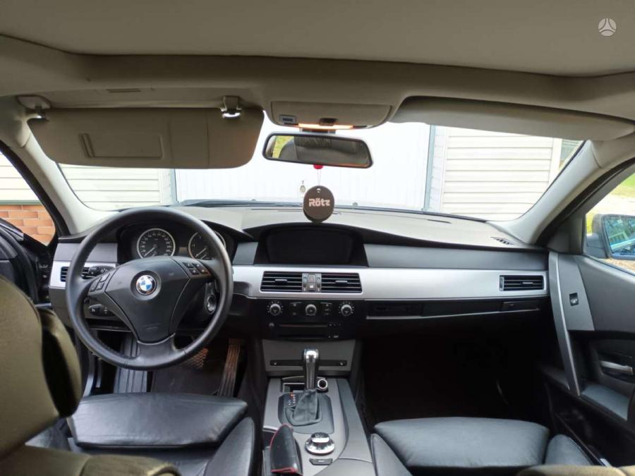 Melns BMW 530 2005 Viļņa, ar dzinēja tilpumu 2.99 L un nobraukumu 274 tūkst. km par 3650 €, foto 12 vietnē AUTOMOTO.COM.LV