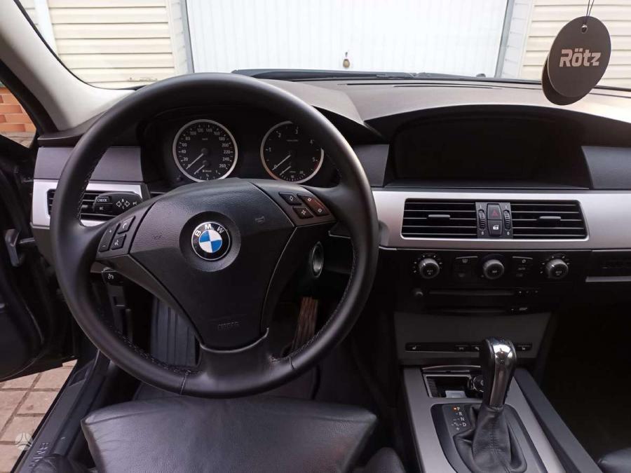 Melns BMW 530 2005 Viļņa, ar dzinēja tilpumu 2.99 L un nobraukumu 274 tūkst. km par 3650 €, foto 13 vietnē AUTOMOTO.COM.LV