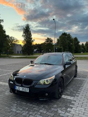 Black BMW 530 2005 in Jelgava, with an engine capacity of 3.00 L and mileage of 300 thousand km for 4500 €, photo 4 on AUTOMOTO.COM.LV