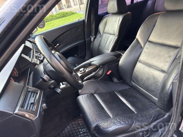 Black BMW 530 2005 in Bauska, with an engine capacity of 3.00 L and mileage of 422 thousand km for 2890 €, photo 10 on AUTOMOTO.COM.LV