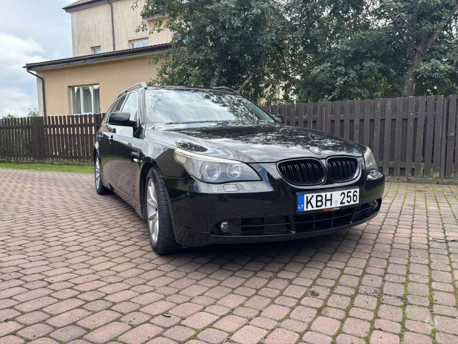 Black BMW 530 2005 in Vilnius, with an engine capacity of 2.50 L and mileage of 338 thousand km for 3200 €, photo 1 on AUTOMOTO.COM.LV