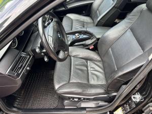 Black BMW 530 2005 in Vilnius, with an engine capacity of 2.50 L and mileage of 338 thousand km for 3200 €, photo 9 on AUTOMOTO.COM.LV
