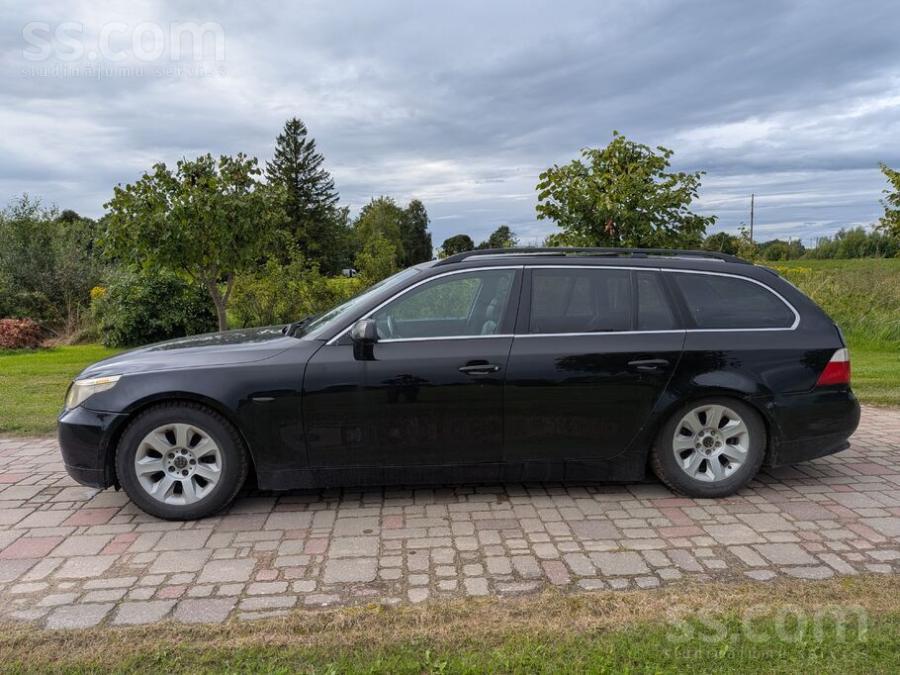 Melns BMW 530 2005 Bauska, ar dzinēja tilpumu 3.00 L un nobraukumu 430 tūkst. km par 2499 €, foto 4 vietnē AUTOMOTO.COM.LV