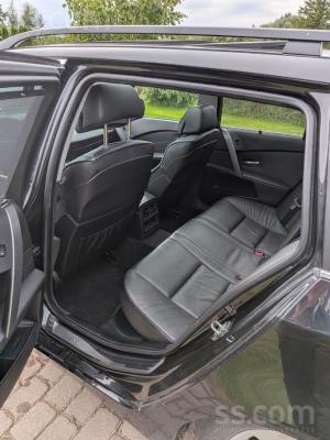 Melns BMW 530 2005 Bauska, ar dzinēja tilpumu 3.00 L un nobraukumu 430 tūkst. km par 2499 €, foto 9 vietnē AUTOMOTO.COM.LV