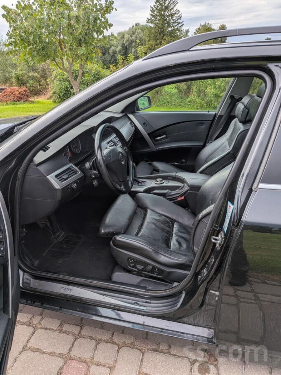 Melns BMW 530 2005 Bauska, ar dzinēja tilpumu 3.00 L un nobraukumu 430 tūkst. km par 2499 €, foto 14 vietnē AUTOMOTO.COM.LV