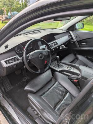 Melns BMW 530 2005 Bauska, ar dzinēja tilpumu 3.00 L un nobraukumu 430 tūkst. km par 2499 €, foto 15 vietnē AUTOMOTO.COM.LV