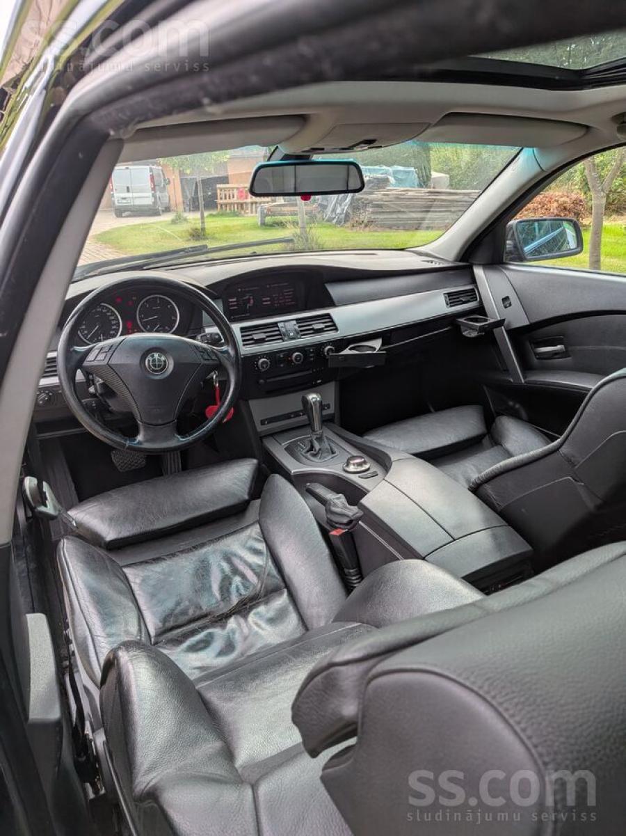 Melns BMW 530 2005 Bauska, ar dzinēja tilpumu 3.00 L un nobraukumu 430 tūkst. km par 2499 €, foto 17 vietnē AUTOMOTO.COM.LV