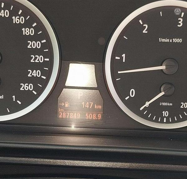 Melns BMW 530 2005 Anykščiai, ar dzinēja tilpumu 2.99 L un nobraukumu 288 tūkst. km par 2700 €, foto 10 vietnē AUTOMOTO.COM.LV