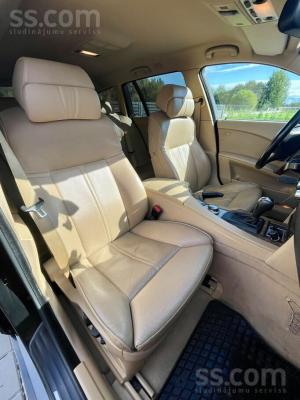 Black BMW 530 2005 in Jelgava, with an engine capacity of 3.00 L and mileage of 394 thousand km for 3900 €, photo 9 on AUTOMOTO.COM.LV