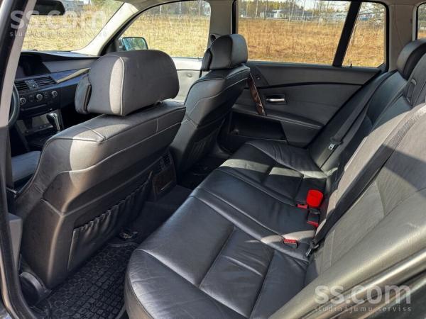 Black BMW 530 2005 in Riga, with an engine capacity of 3.00 L and mileage of 361 thousand km for 3500 €, photo 7 on AUTOMOTO.COM.LV