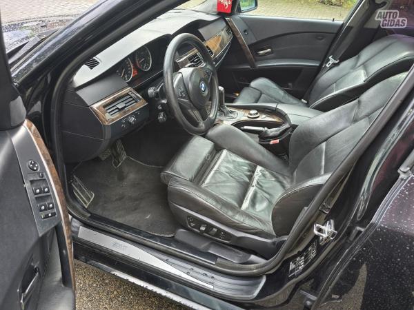Melns BMW 530 2005 Alīta, ar dzinēja tilpumu 3.00 L un nobraukumu 419 tūkst. km par 3250 €, foto 10 vietnē AUTOMOTO.COM.LV
