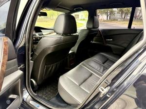 Melns BMW 530 2005 Kauņa, ar dzinēja tilpumu 0.00 L un nobraukumu 418 tūkst. km par 4250 €, foto 7 vietnē AUTOMOTO.COM.LV