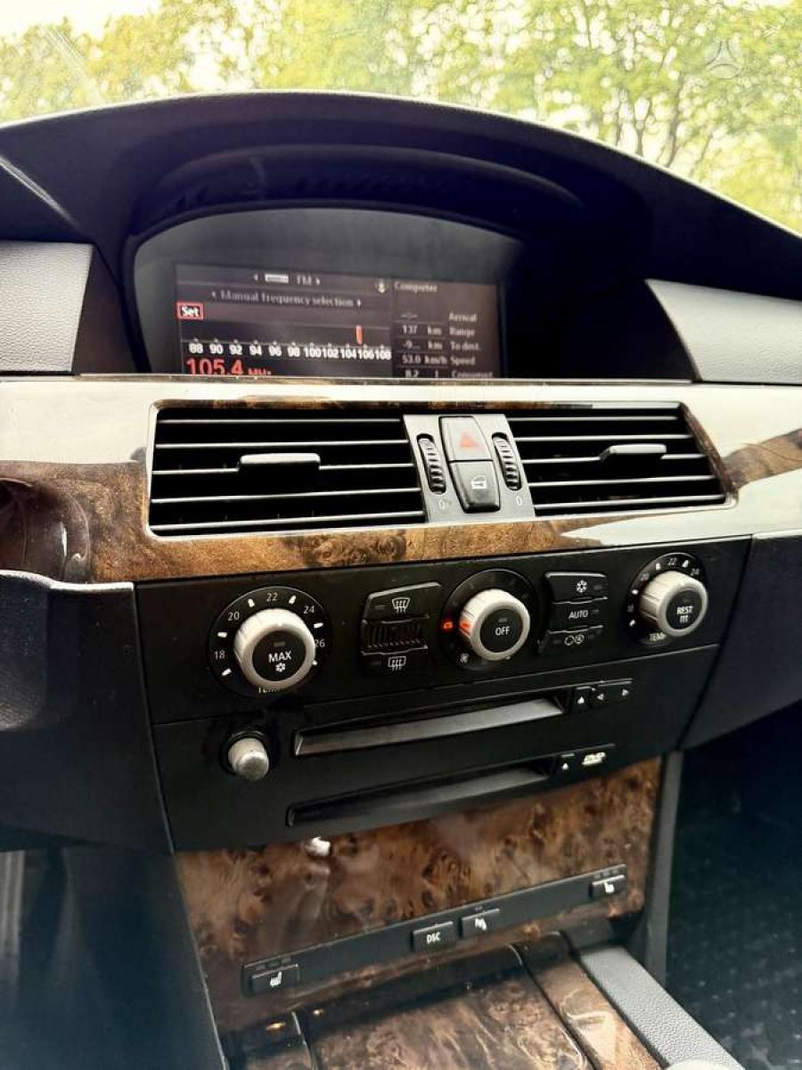 Melns BMW 530 2005 Kauņa, ar dzinēja tilpumu 0.00 L un nobraukumu 418 tūkst. km par 4250 €, foto 13 vietnē AUTOMOTO.COM.LV