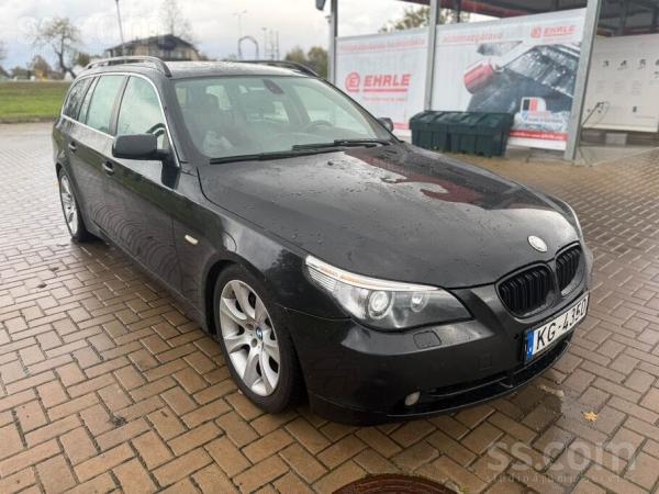 Melns BMW 530 2005 Ogre, ar dzinēja tilpumu 3.00 L un nobraukumu 492 tūkst. km par 3350 €, foto 4 vietnē AUTOMOTO.COM.LV