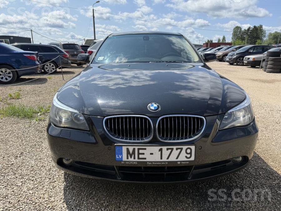 Melns BMW 530 2006 Rīga, ar dzinēja tilpumu 3.00 L un nobraukumu 297 tūkst. km par 8450 €, foto 17 vietnē AUTOMOTO.COM.LV