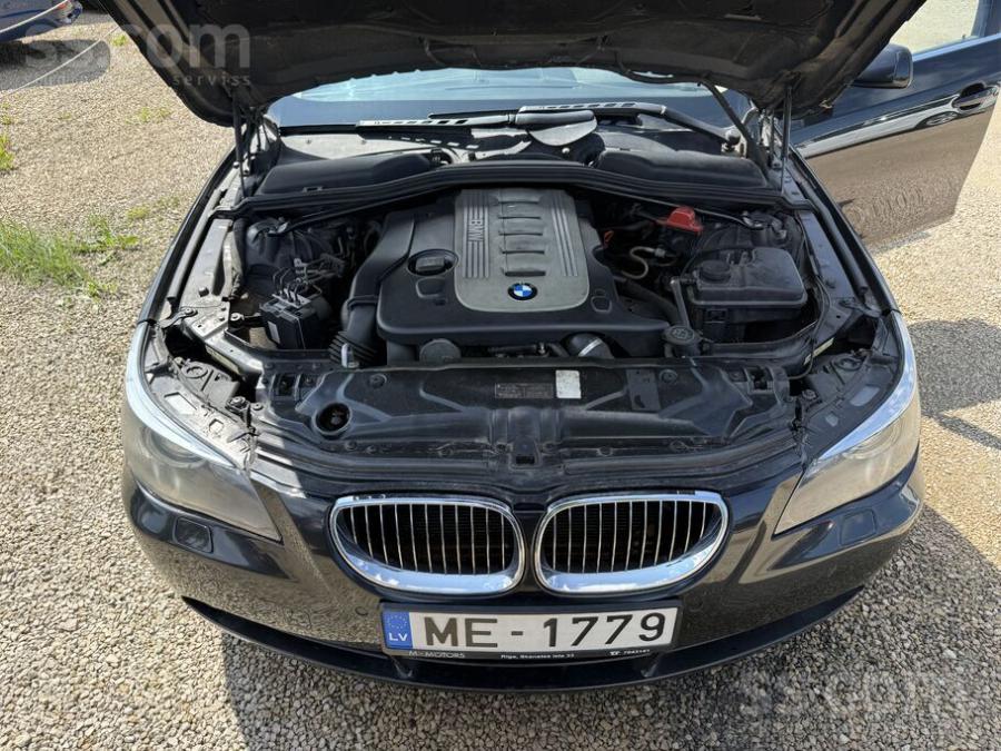 Melns BMW 530 2006 Rīga, ar dzinēja tilpumu 3.00 L un nobraukumu 297 tūkst. km par 8450 €, foto 21 vietnē AUTOMOTO.COM.LV