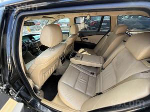 Melns BMW 530 2006 Rīga, ar dzinēja tilpumu 3.00 L un nobraukumu 297 tūkst. km par 8450 €, foto 25 vietnē AUTOMOTO.COM.LV