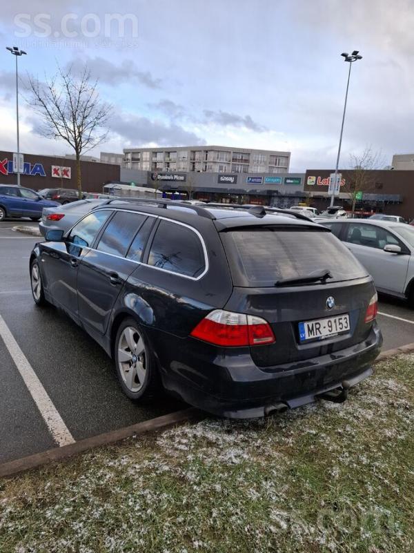 Black BMW 530 2006 in Riga, with an engine capacity of 3.00 L and mileage of 309 thousand km for 4650 €, photo 4 on AUTOMOTO.COM.LV