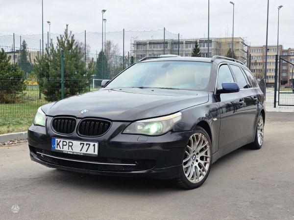 Black BMW 530 2006 in Panevezys, with an engine capacity of 3.00 L and mileage of 390 thousand km for 3300 €, photo 4 on AUTOMOTO.COM.LV