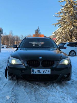 Melns BMW 530 2006 Viļņa, ar dzinēja tilpumu 2.99 L un nobraukumu 348 tūkst. km par 1950 €, foto 3 vietnē AUTOMOTO.COM.LV