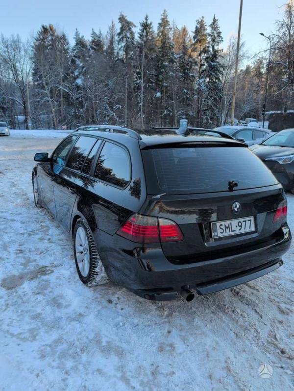Black BMW 530 2006 in Vilnius, with an engine capacity of 2.99 L and mileage of 348 thousand km for 1950 €, photo 7 on AUTOMOTO.COM.LV