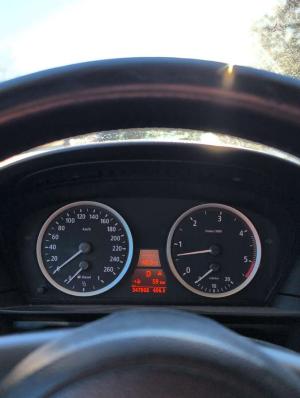 Melns BMW 530 2006 Viļņa, ar dzinēja tilpumu 2.99 L un nobraukumu 348 tūkst. km par 1950 €, foto 10 vietnē AUTOMOTO.COM.LV