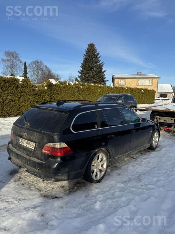 Black BMW 530 2006 in Saldus, with an engine capacity of 3.00 L and mileage of 342 thousand km for 2000 €, photo 3 on AUTOMOTO.COM.LV