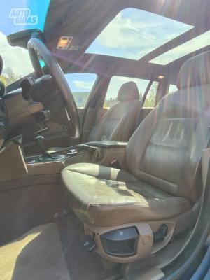 Black BMW 530 2006 in Vilnius, with an engine capacity of 3.00 L and mileage of 405 thousand km for 1799 €, photo 7 on AUTOMOTO.COM.LV