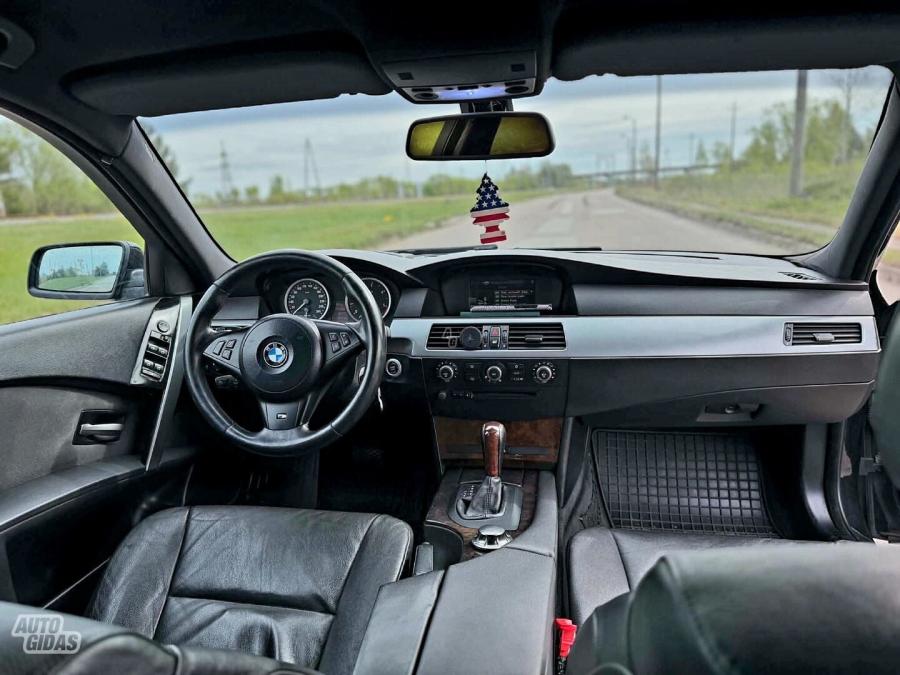 Melns BMW 530 2006 Klaipėda, ar dzinēja tilpumu 2.50 L un nobraukumu 400 tūkst. km par 2750 €, foto 19 vietnē AUTOMOTO.COM.LV