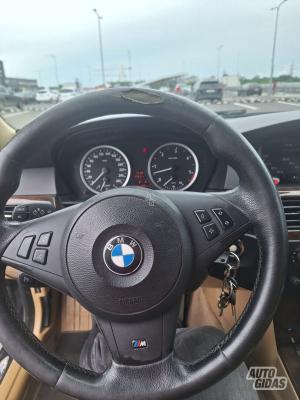 Black BMW 530 2006 in Vilnius, with an engine capacity of 3.00 L and mileage of 332 thousand km for 4500 €, photo 7 on AUTOMOTO.COM.LV