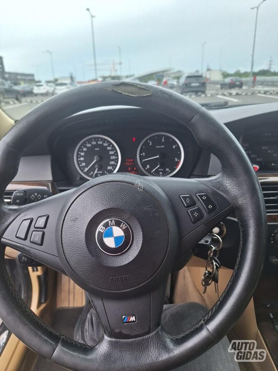 Black BMW 530 2006 in Vilnius, with an engine capacity of 3.00 L and mileage of 332 thousand km for 4500 €, photo 7 on AUTOMOTO.COM.LV