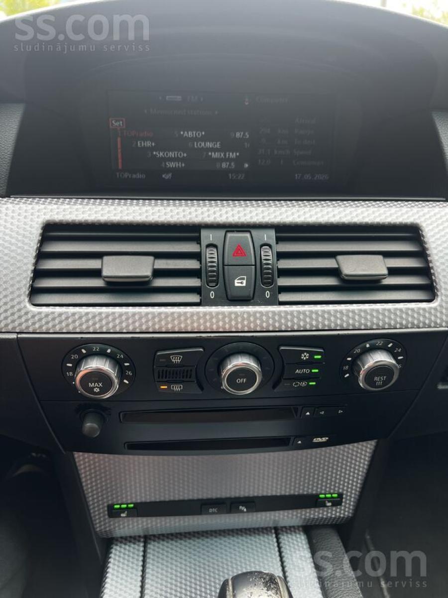 Melns BMW 530 2006 Rīga, ar dzinēja tilpumu 3.00 L un nobraukumu 298 tūkst. km par 4800 €, foto 13 vietnē AUTOMOTO.COM.LV