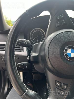 Melns BMW 530 2006 Rīga, ar dzinēja tilpumu 3.00 L un nobraukumu 298 tūkst. km par 4800 €, foto 15 vietnē AUTOMOTO.COM.LV