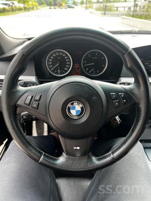 Melns BMW 530 2006 Rīga, ar dzinēja tilpumu 3.00 L un nobraukumu 298 tūkst. km par 4800 €, foto 16 vietnē AUTOMOTO.COM.LV