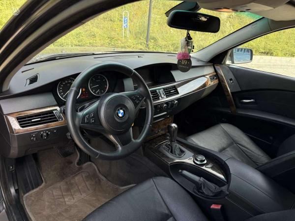 Black BMW 530 2006 in Vilnius, with an engine capacity of 3.00 L and mileage of 351 thousand km for 2000 €, photo 7 on AUTOMOTO.COM.LV