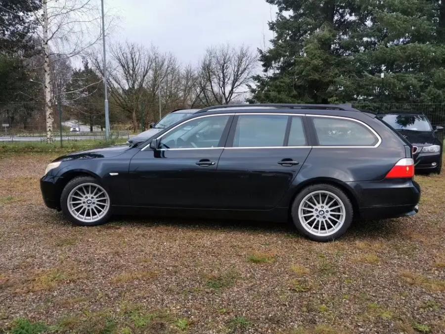 Black BMW 530 2006 in Kuldiga, with an engine capacity of 3.00 L and mileage of 349 thousand km for 4690 €, photo 5 on AUTOMOTO.COM.LV
