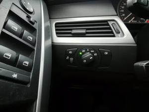Black BMW 530 2006 in Kuldiga, with an engine capacity of 3.00 L and mileage of 349 thousand km for 4690 €, photo 15 on AUTOMOTO.COM.LV