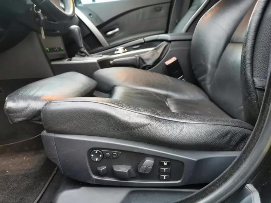 Black BMW 530 2006 in Kuldiga, with an engine capacity of 3.00 L and mileage of 349 thousand km for 4690 €, photo 17 on AUTOMOTO.COM.LV
