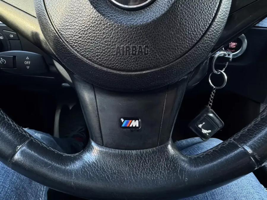 Black BMW 530 2006 in Riga, with an engine capacity of 3.00 L and mileage of 275 thousand km for 3390 €, photo 19 on AUTOMOTO.COM.LV