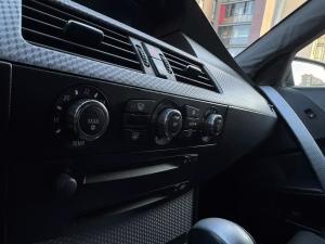 Black BMW 530 2006 in Riga, with an engine capacity of 3.00 L and mileage of 275 thousand km for 3390 €, photo 34 on AUTOMOTO.COM.LV