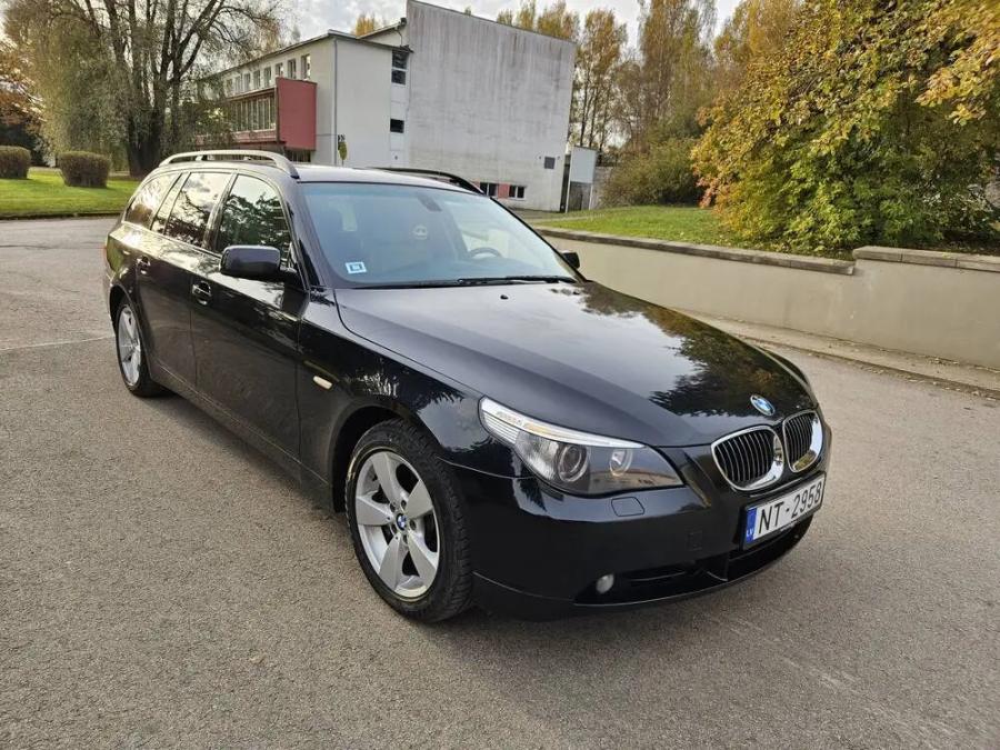 Черный БМВ 530 2006 в Екабпилс, объемом двигателя 3.00 л и пробегом 378 тыс. км за 3590 €, фото 4 на AUTOMOTO.COM.LV