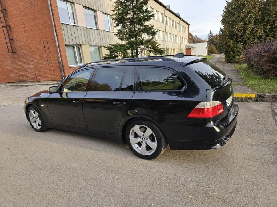 Черный БМВ 530 2006 в Екабпилс, объемом двигателя 3.00 л и пробегом 378 тыс. км за 3590 €, фото 11 на AUTOMOTO.COM.LV