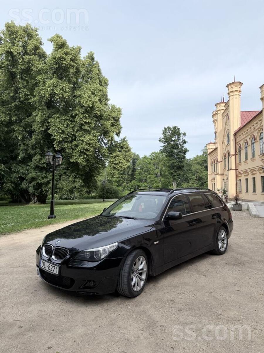 Black BMW 530 2006 in Riga, with an engine capacity of 3.00 L and mileage of 322 thousand km for 3150 €, photo 4 on AUTOMOTO.COM.LV