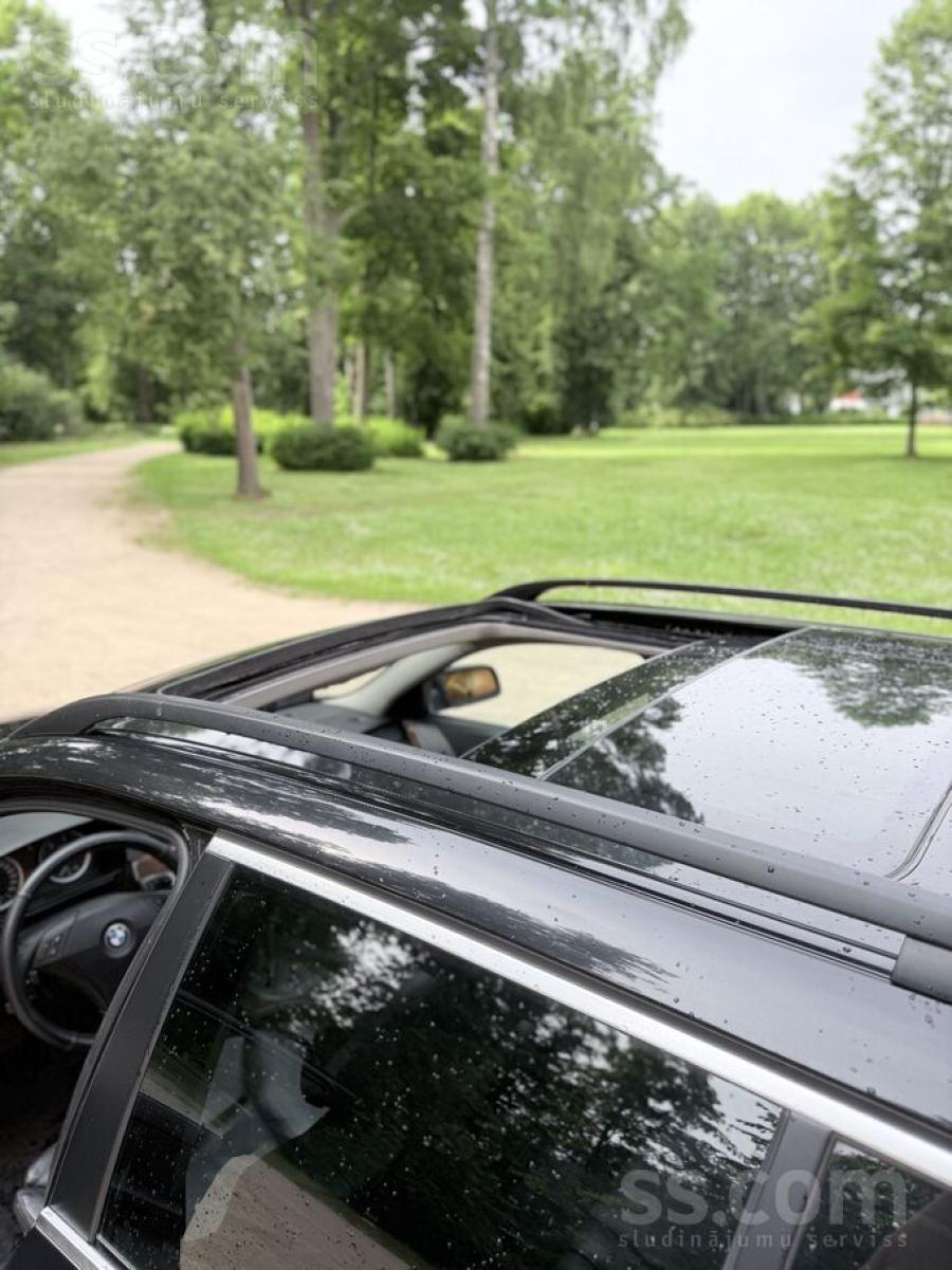 Black BMW 530 2006 in Riga, with an engine capacity of 3.00 L and mileage of 322 thousand km for 3150 €, photo 14 on AUTOMOTO.COM.LV