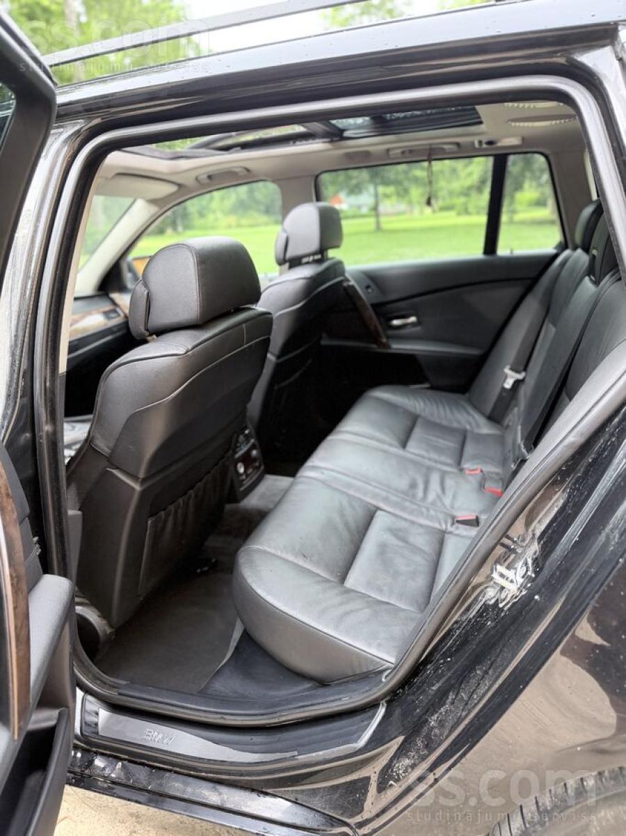 Black BMW 530 2006 in Riga, with an engine capacity of 3.00 L and mileage of 322 thousand km for 3150 €, photo 17 on AUTOMOTO.COM.LV