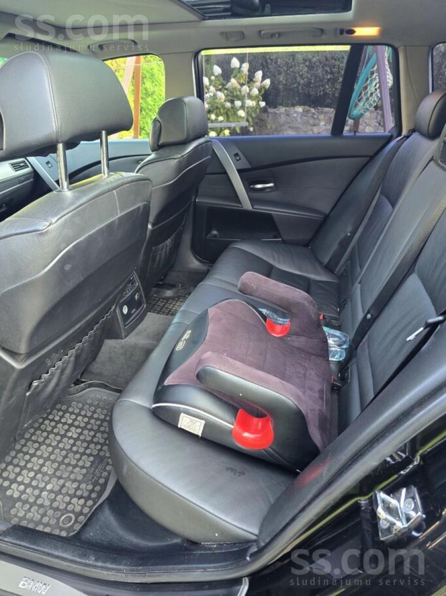 Melns BMW 530 2006 Valka, ar dzinēja tilpumu 3.00 L un nobraukumu 400 tūkst. km par 3999 €, foto 19 vietnē AUTOMOTO.COM.LV