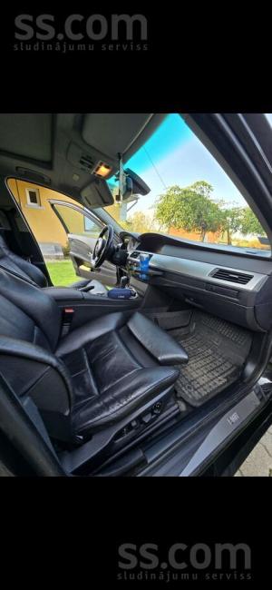 Black BMW 530 2006 in Cesis, with an engine capacity of 3.00 L and mileage of 400 thousand km for 4399 €, photo 22 on AUTOMOTO.COM.LV