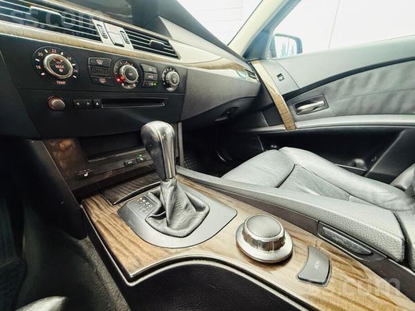 Black BMW 530 2006 in Riga, with an engine capacity of 3.00 L and mileage of 416 thousand km for 2900 €, photo 10 on AUTOMOTO.COM.LV