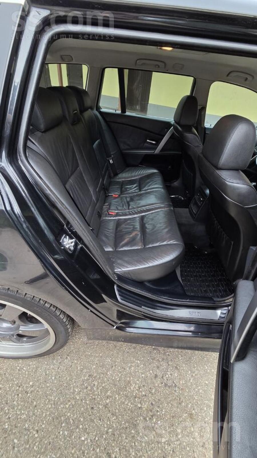 Black BMW 530 2006 in Riga, with an engine capacity of 3.00 L and mileage of 450 thousand km for 3500 €, photo 11 on AUTOMOTO.COM.LV